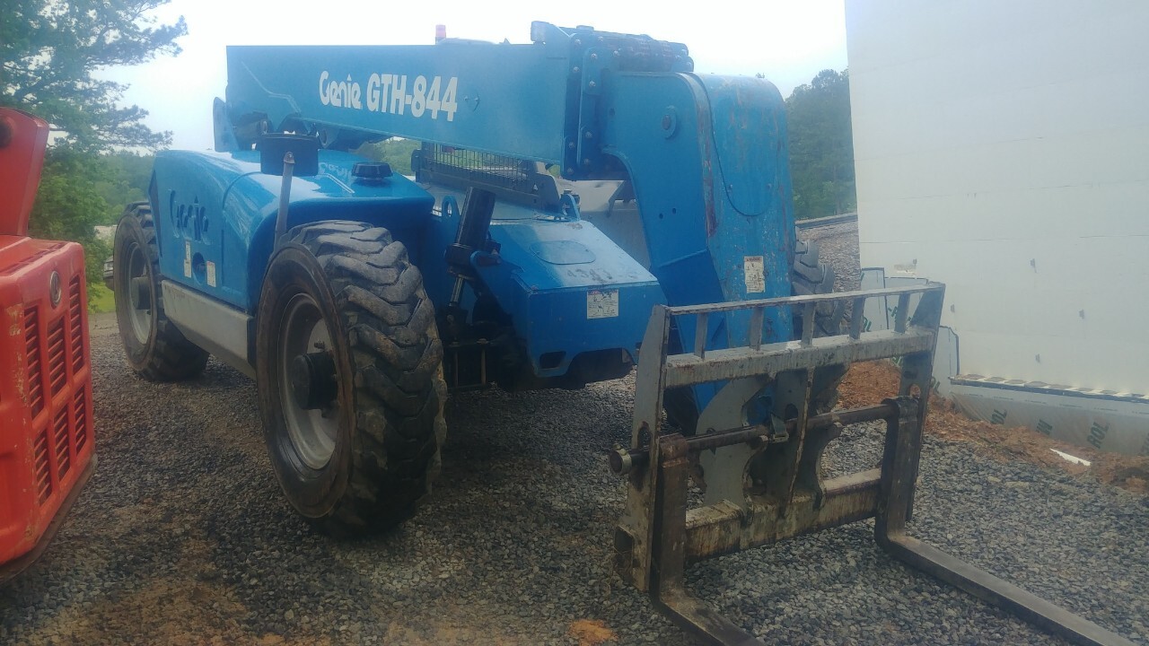 Used 2013 Genie GTH-844 in Miam, FL - Equipment Trader