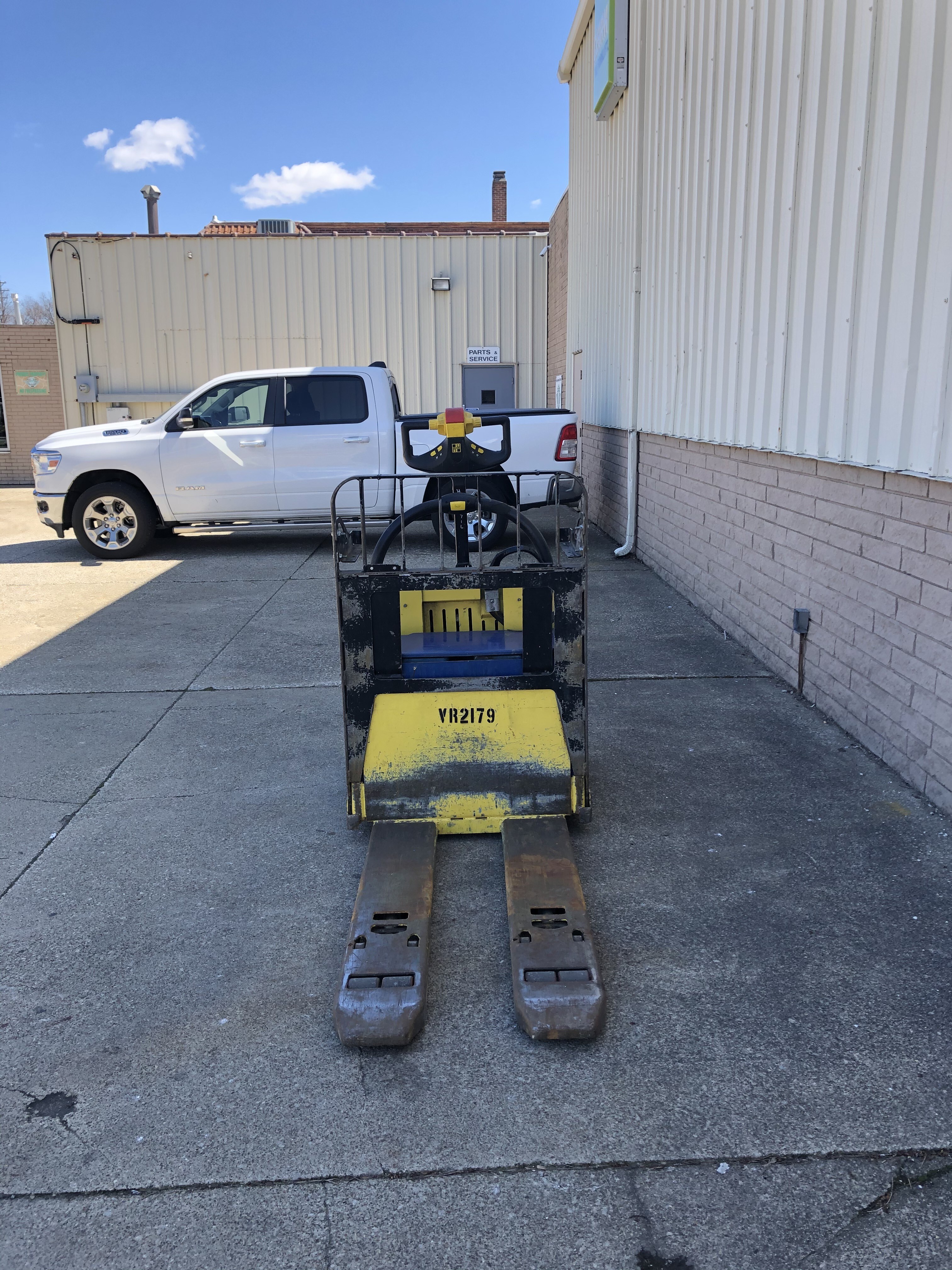Material Handlers For Sale Near Me - Equipment Trader