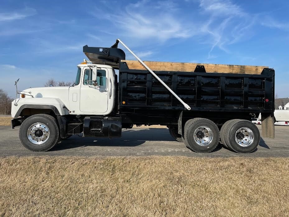 Single Axle For Sale - Mack Single Axle Dump Trucks Near Me - Equipment ...