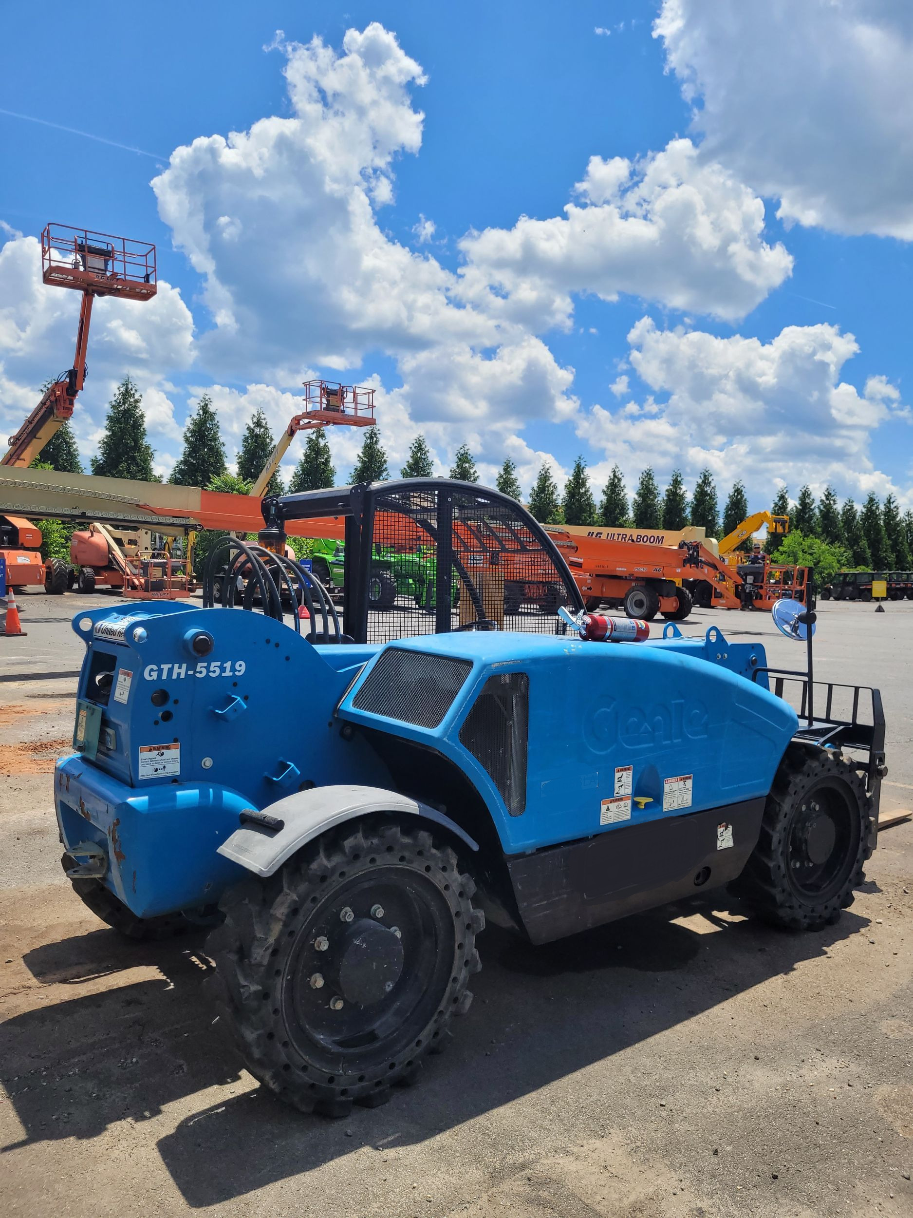 Used 2015 Genie GTH-5519 For Sale in Nashville, TN - 5026561349 - Equipment Trader