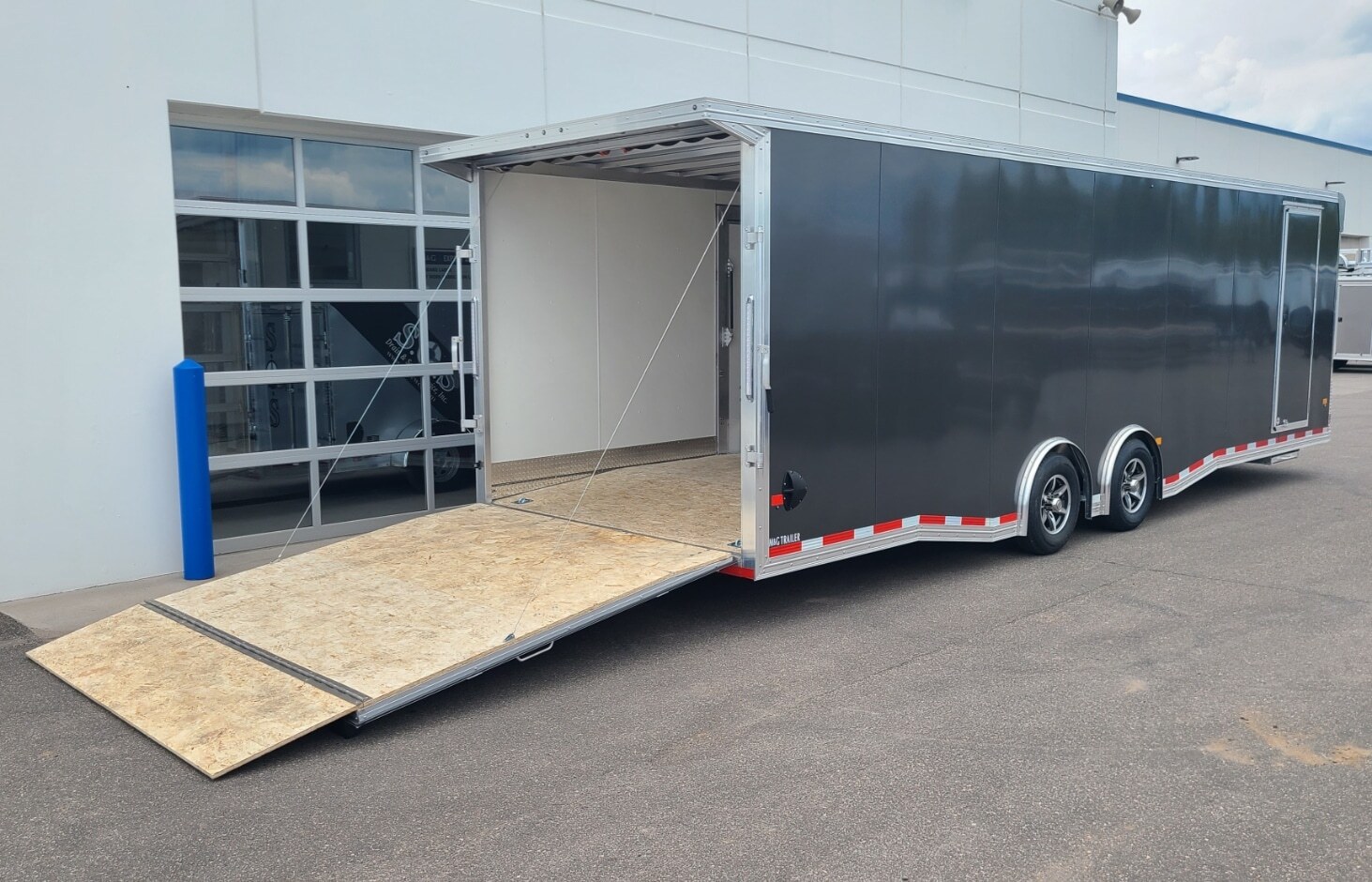New 2023 Ez-Hauler EZEC8.5X28CH-LMSD23 For Sale in Anoka, MN ...