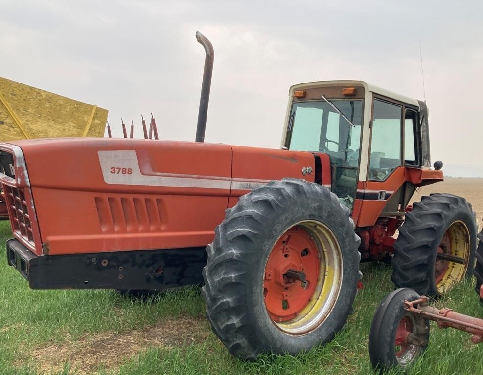 3788 International Tractor